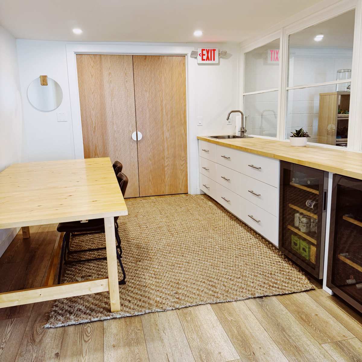 Expansive and flexible renovated space with gorgeous floors, 14 ft ...