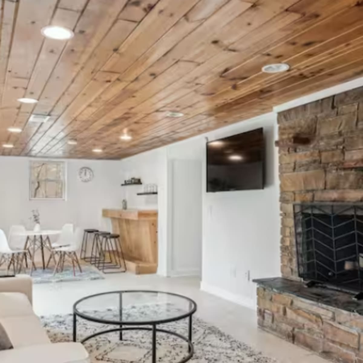 Secluded Oasis: 4 Bedrooms, 3 Blocks to Downtown, New Buffalo, MI ...