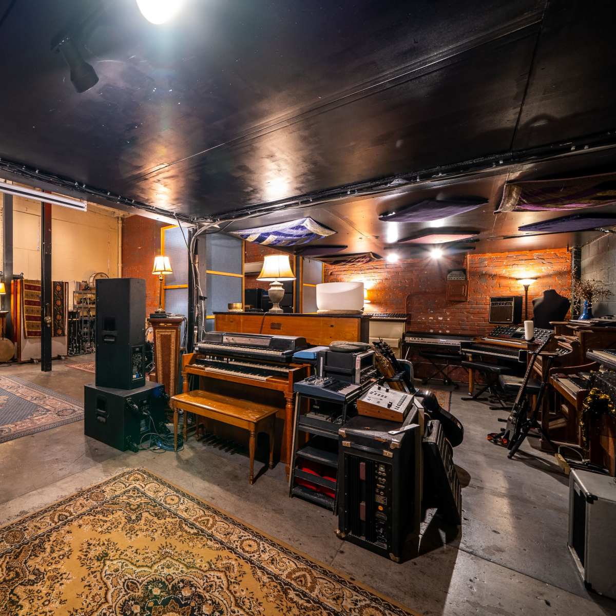 Seahorse Sound Studios | Beautiful Vintage Downtown Warehouse and ...