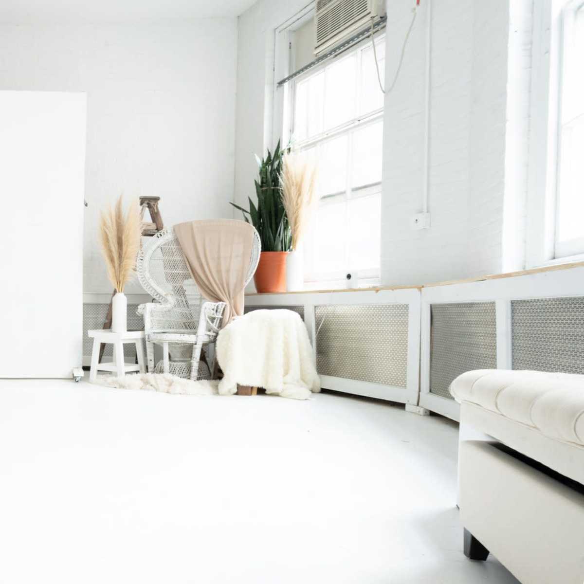 Union Square Natural Light All White Photo/Video Loft, New York, NY ...