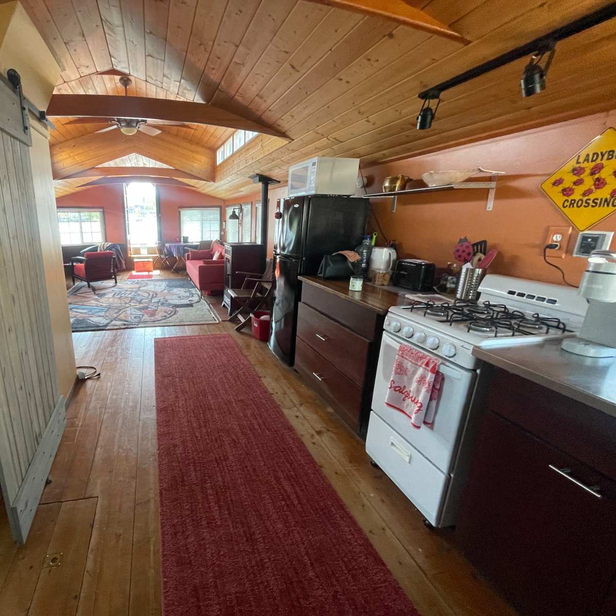 Rustic Cozy Retreat on Seattle's North Lake Union, Seattle, WA ...