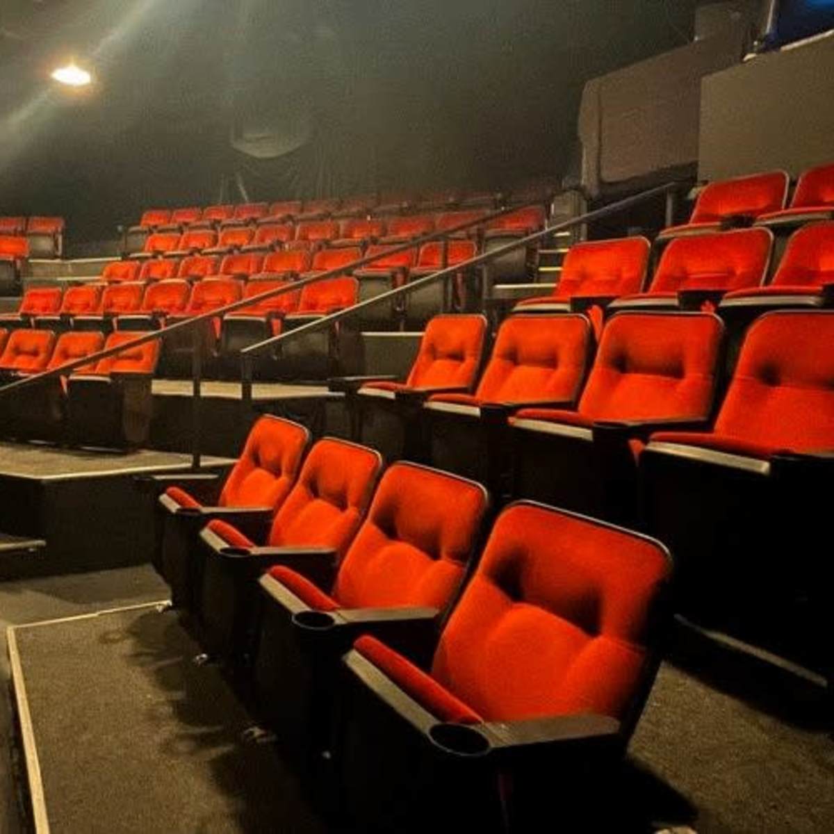 Expansive Multi-Functional Theater for Film Shoots, Rehearsals, Parties ...