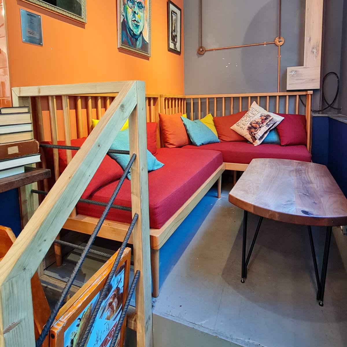 A unique art gallery spaceerged with independent coffee shop at city centre location with park ...