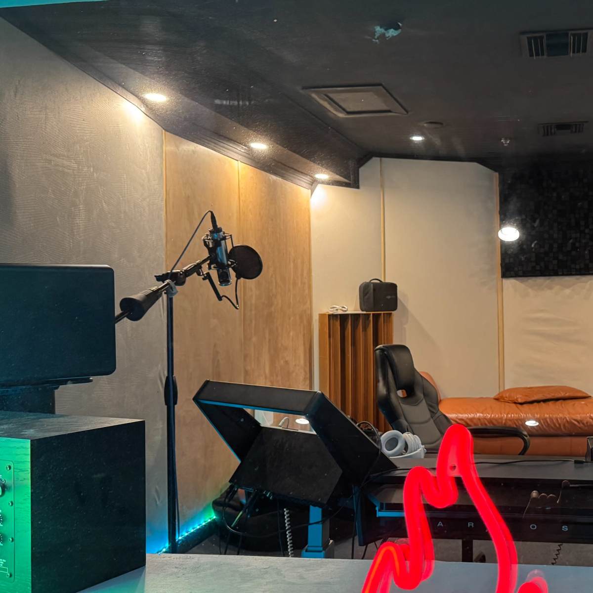 Urban Music Studio, Miami, FL | Production | Peerspace