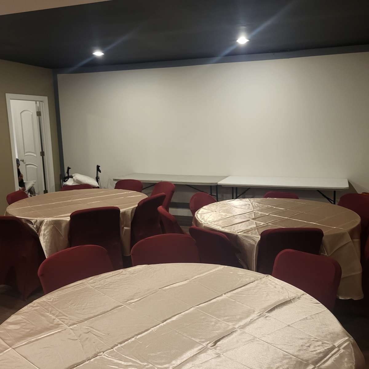 Event space for small gatherings. Can assist with set up and provide ...