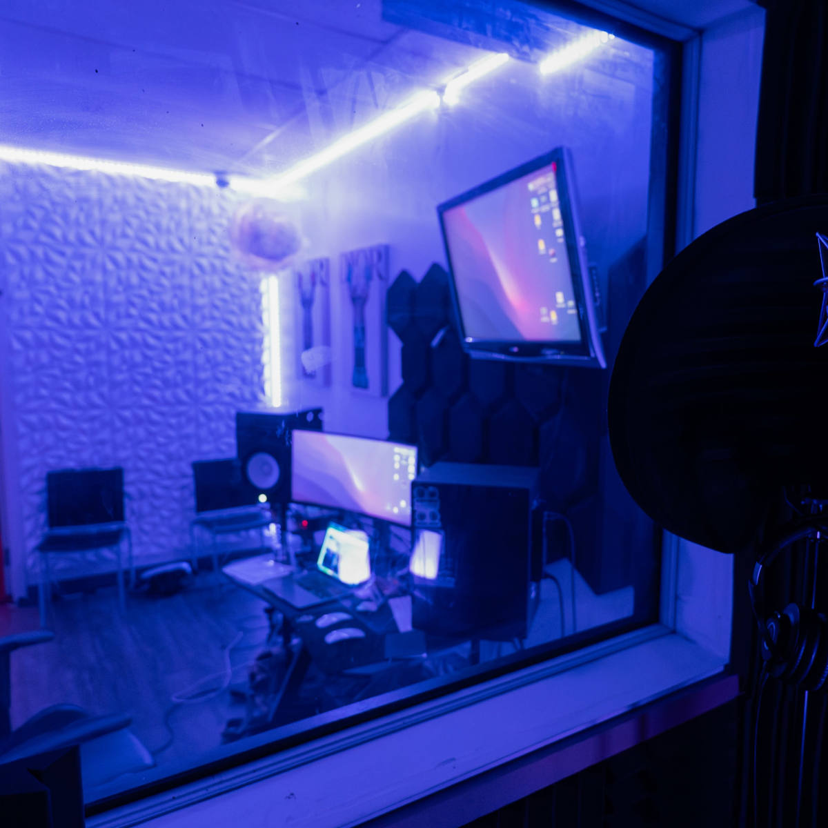 Recording Studio with Hardware Gear (AngelStudios.ca), Toronto ...