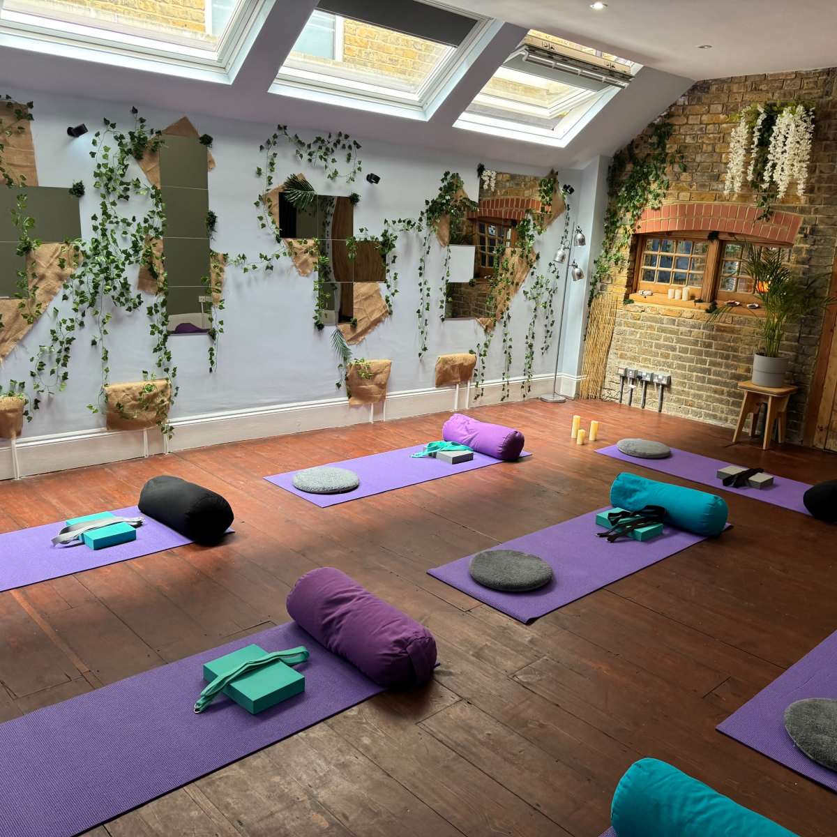 Rustic Studio Space in converted Coach House, Twickenham | Off-Site ...