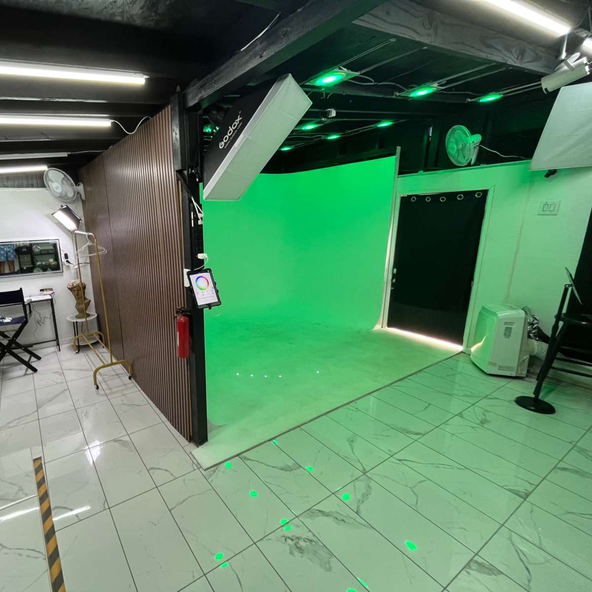 RGB Cyclorama wall with photo backdrops, Poway, CA | Production | Peerspace