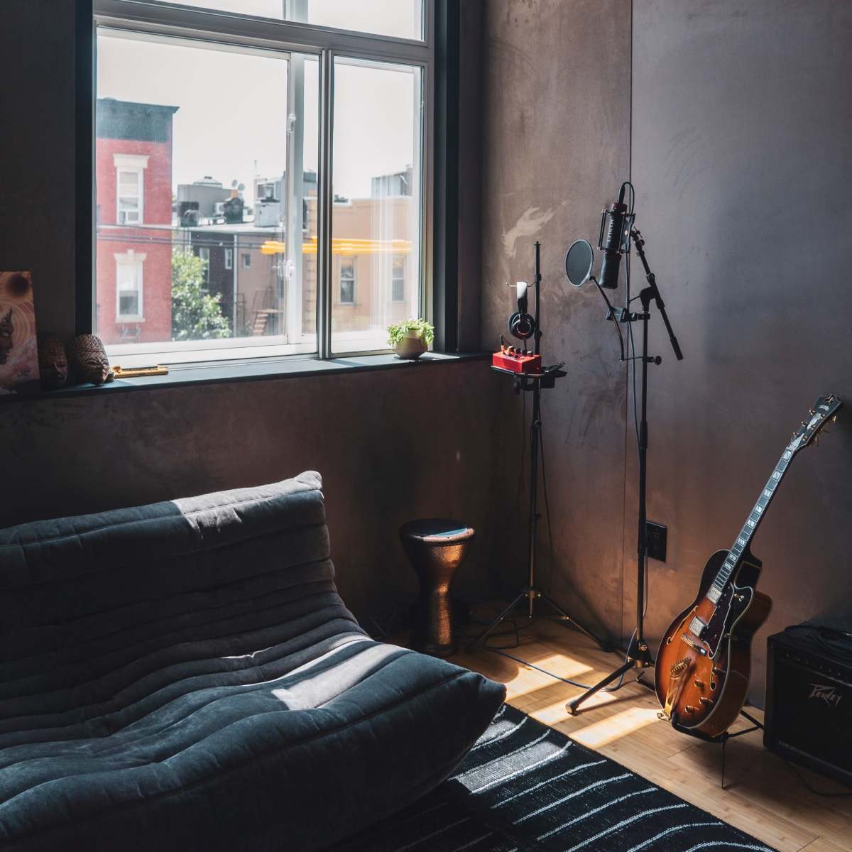 Sleek and Futuristic Music Studio Hidden in the Heart of Brooklyn ...