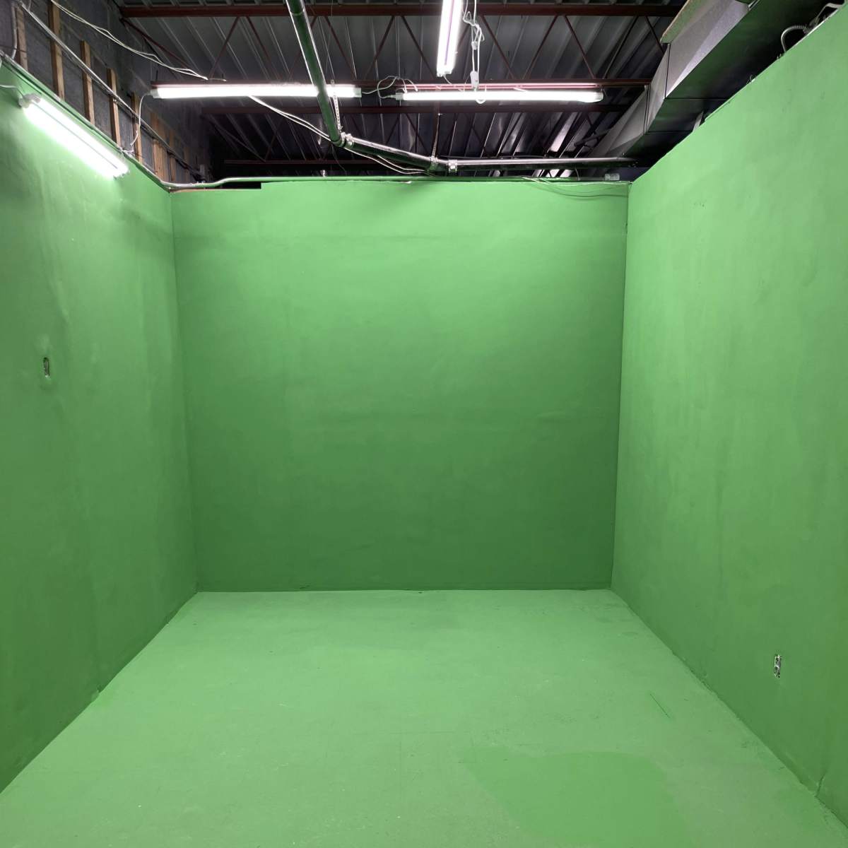 CASHAPP (GREENSCREEN) ROOM, Southfield, MI | Production | Peerspace