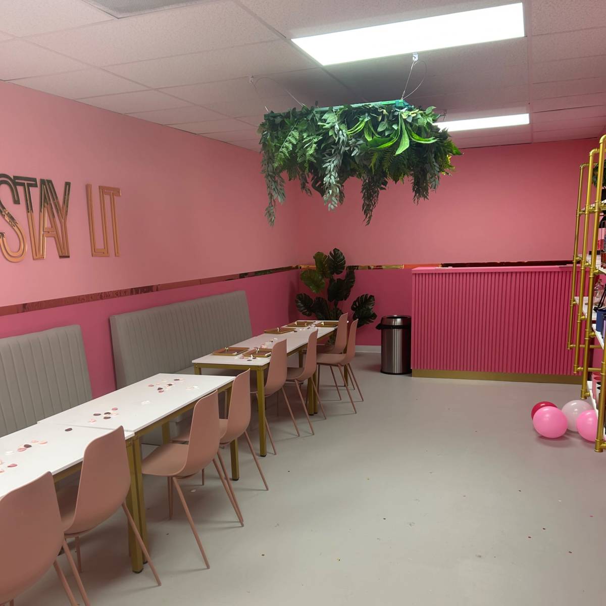 Pink Party Room | Sugar Land Creative Glam Studio, Sugar Land, TX ...