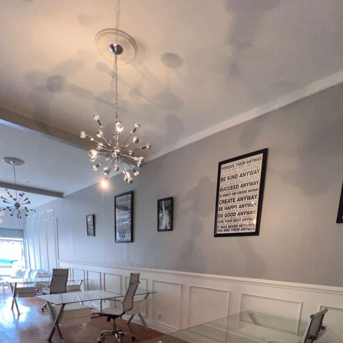 Upscale Store Front, Chicago, IL | Event | Peerspace