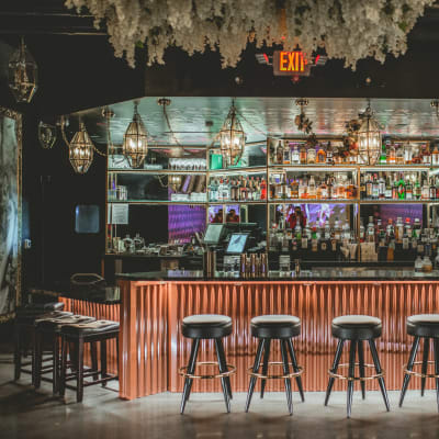 Intimate and Elegant Lounge Perfect for Special Celebrations and Photo ...