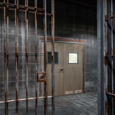 Los Angeles Prison Standing Set Jail Cell Set Filming Location with 20 ...