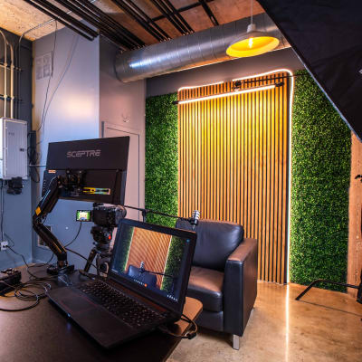 Innova Digital | Beautiful Video Podcasting Studio in Lakeview, Chicago ...