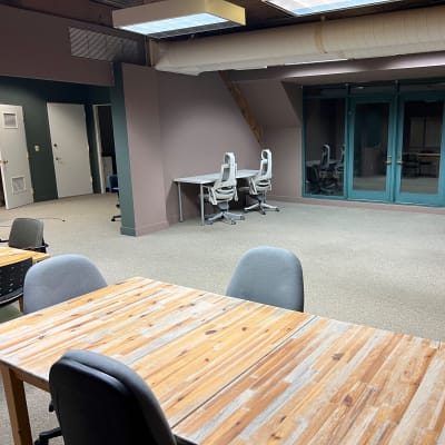 Exposed Wood Beam High Ceiling Event Space in Downtown, Seattle, WA ...