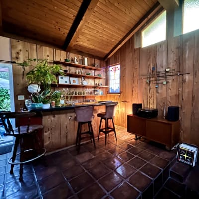 Rustic or Retro! Vaulted ‘60s/‘70s Knotty Pine + Flagstone Time Capsule ...