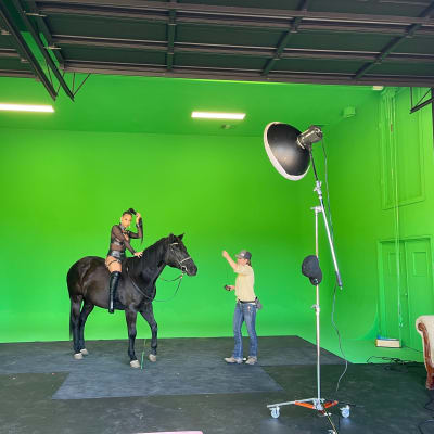 Cyclorama Green Screen Studio, Photo Studio, Western Town, Country ...