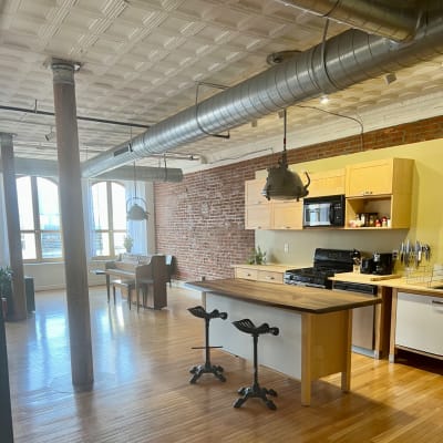 One Of The Kind One Bedroom Loft in Northern Liberties, Philadelphia ...