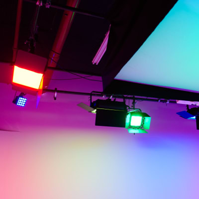 Spacious studio with pre-rigged RGB LED lighting package, Brooklyn, NY ...
