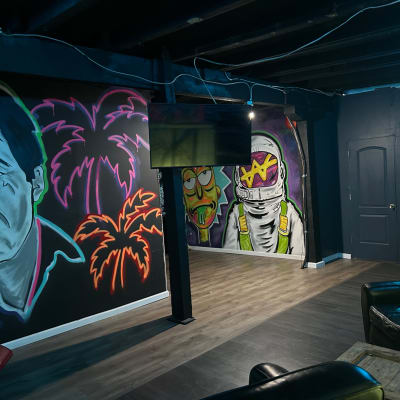 Fells Point Graffiti Lounge, baltimore, MD | Production | Peerspace