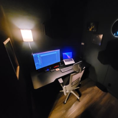 Edit Room with Booth for VO / ADR / Screaming into a Void, Los Angeles ...