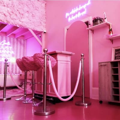 Downtown Pink Palace, Augusta, GA | Production | Peerspace