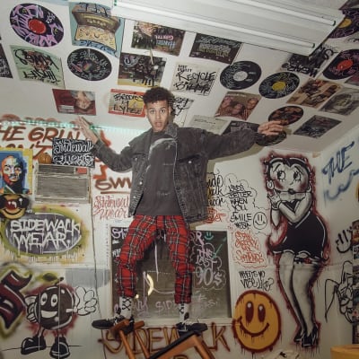 Mechanic Garage with Graffiti room, North Hollywood, CA | Production ...