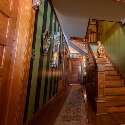 Mysterious Victorian / Craftsman House with Basement and Curiosities ...