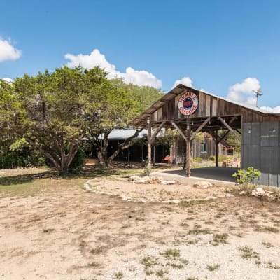 7 acre rustic-chique mini-ranch, 5 minutes from Wimberley, Blue Hole ...