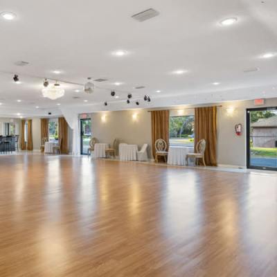 Ballroom with Deluxe Lighting and Unique Amenities, Leesburg, FL ...