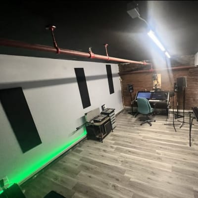 Boston's Creative Loft Space, lawrence, MA | Event | Peerspace