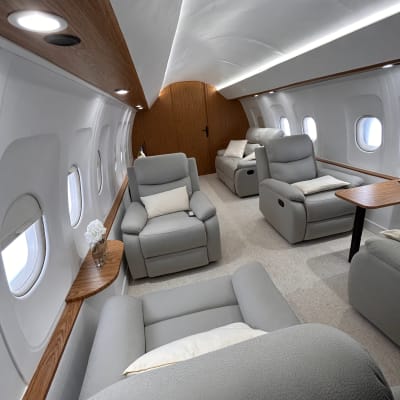 Intérieur d'avion Jet Privé - Paris 8ème, Paris | Production | Peerspace