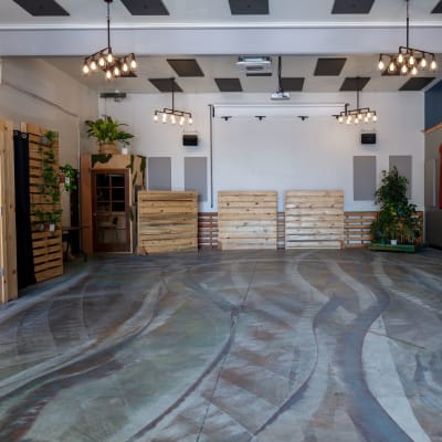 Converted Warehouse with White Infinity Backdrop in Downtown Lafayette ...