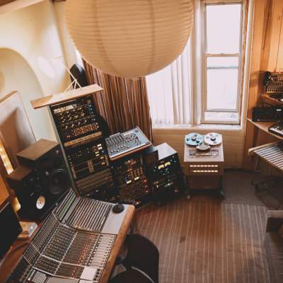 Full-fledged recording studio with spacious loft for music or non-music ...