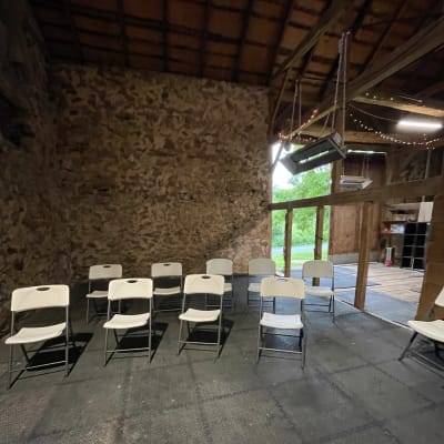 Rustic late 1700's Stone Barn with Farm Views, Hellertown, PA | Off ...