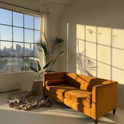 RENOVATED Modern Daylight Studio with Amazing DTLA Skyline View, LOS ...