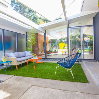 Mid Century Modern Home - open kitchen, atrium, floor to ceiling ...