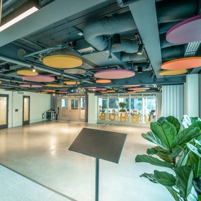 Modern and Versatile Event Space, London | Event | Peerspace