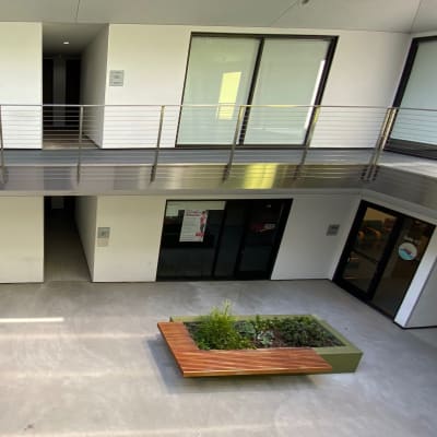 Classroom / Group Room in Atrium Building, Los Angeles, CA | Production ...