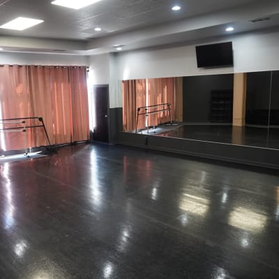 Black Interior Dance Studio, Atlanta, GA | Production | Peerspace