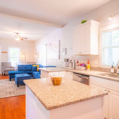 Cozy Rustic Ranch, Close To Downtown, Raleigh, NC | Event | Peerspace