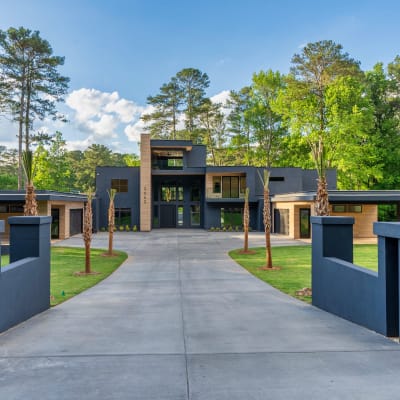 Modern Atlanta Mansion, Decatur, GA | Production | Peerspace