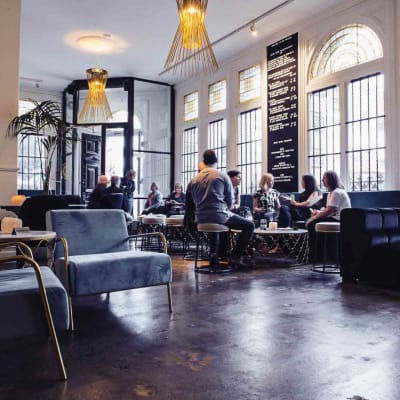 Stylish and Modern Bar in Hawthorn, Hawthorn | Event | Peerspace