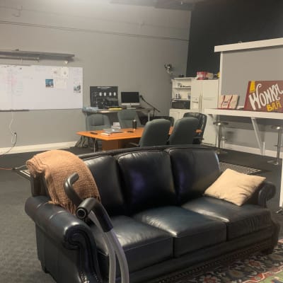 360 Brand Marketing | Commercial Space with Green screen and recording ...