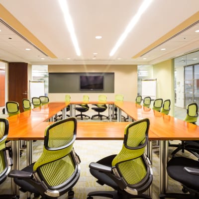 Large Training Room in Iconic Loop High Rise, Chicago, IL | Off-Site ...