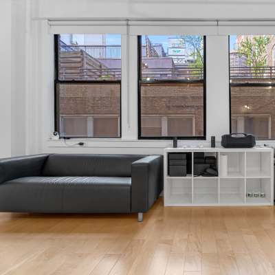 Vibe Space Meeting Studio in Manhattan, New York, NY | Off-Site | Peerspace