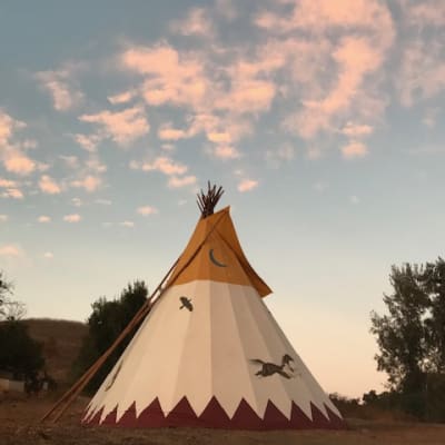 26' Hand-painted Tipi on a Private Ranch, Agoura Hills, CA | Production ...
