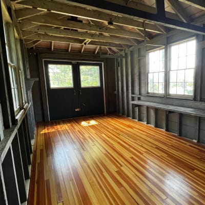 Open Garage Space with Hardwood Floors and Spectacular Mountain View ...