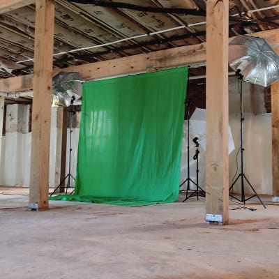 Basement (Warehouse Themed) Production Studio for Green Screen Film ...